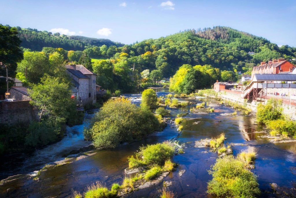 Llangollen Travel Guide | Visitor Guide to Llangollen | Sykes Cottages